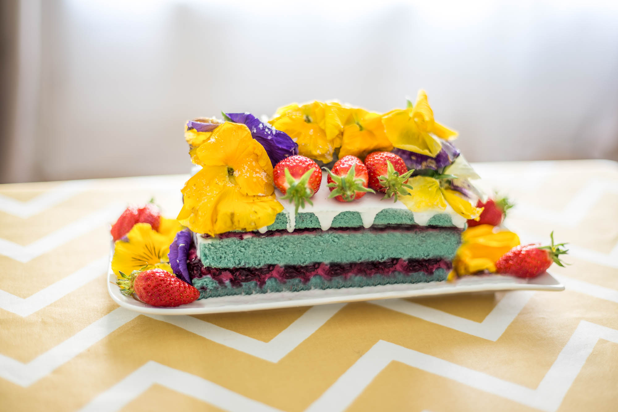 Gâteau aux fruits rouges - Les recettes de Macé